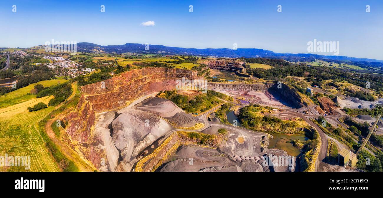Quarry aerial hi-res stock photography and images - Alamy