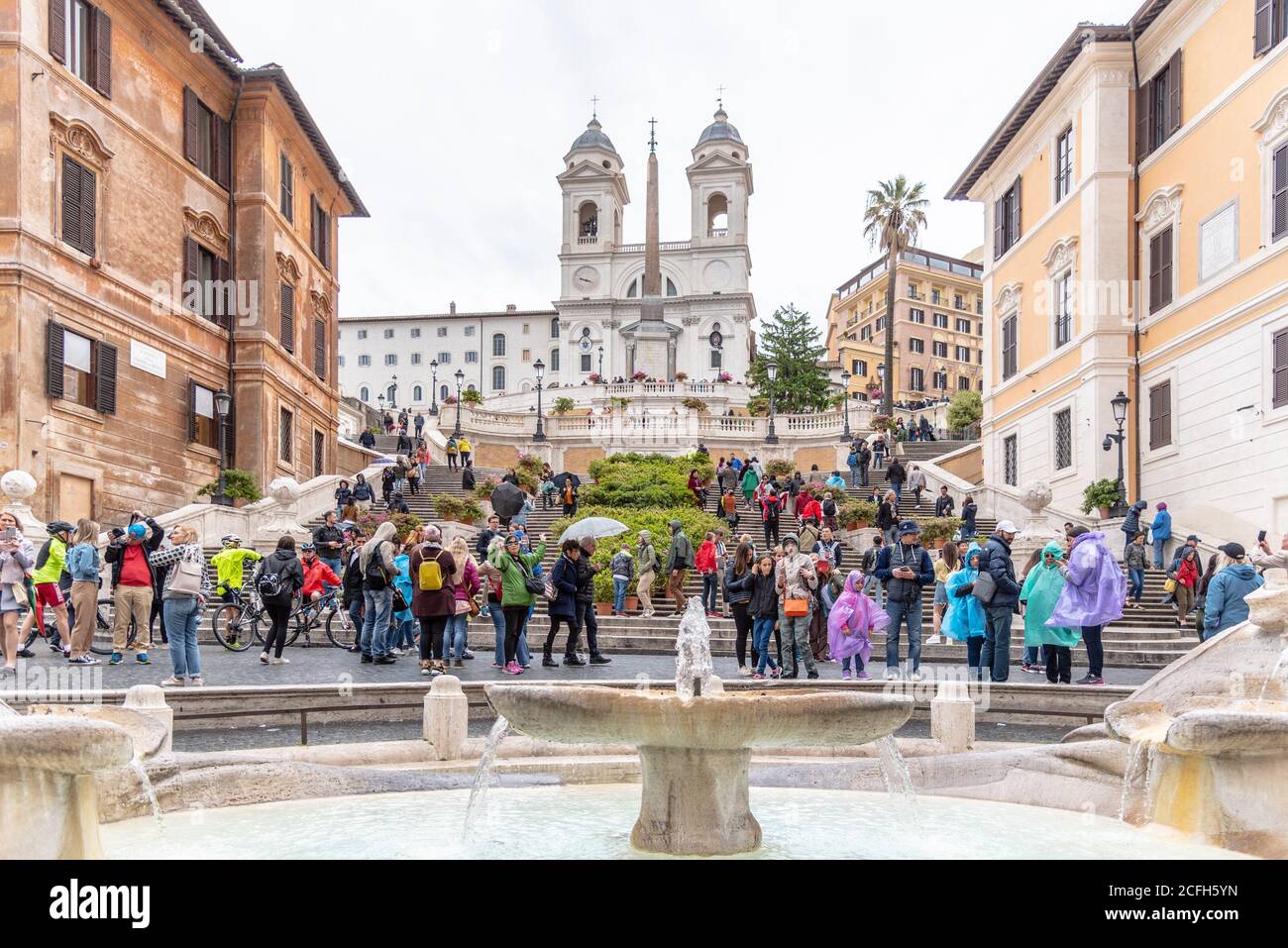 ROME, ITALY - MAY 05, 2019: Many tourists on Spanish Steps. Crowded ...