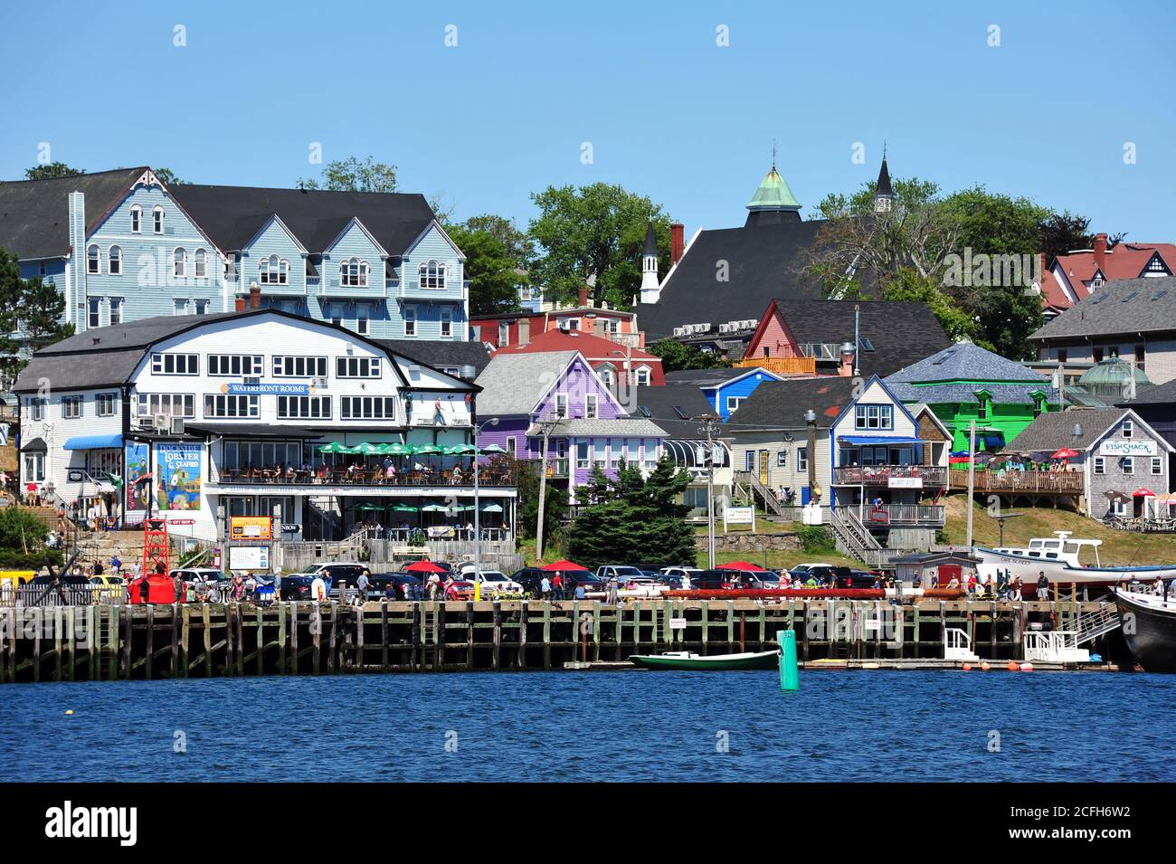 Historic lunenburg waterfront hi-res stock photography and images - Alamy