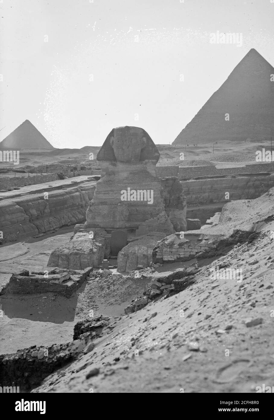 1930s egypt pyramids hi-res stock photography and images - Alamy