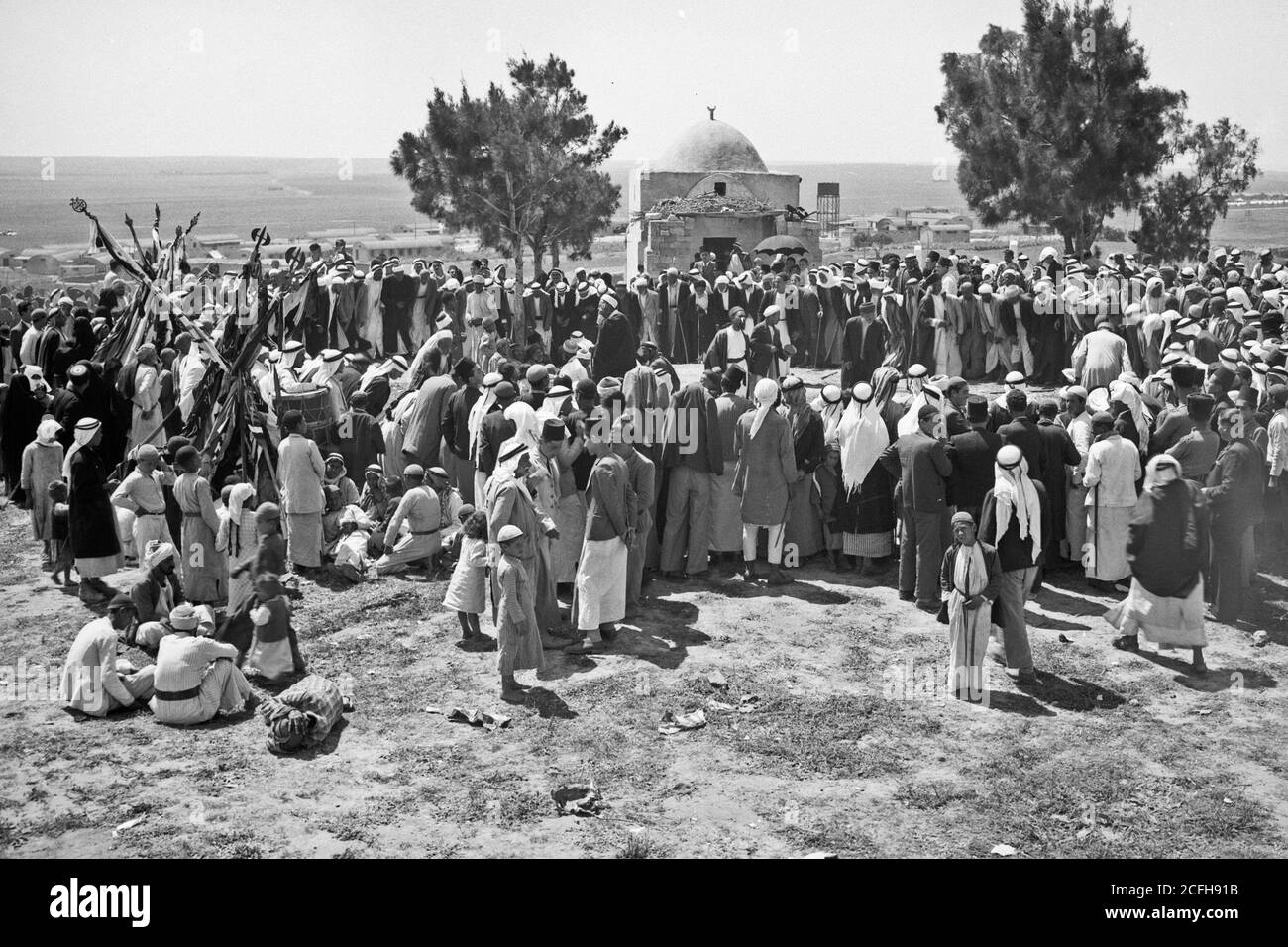 Muslim celebration gaza Black and White Stock Photos & Images - Alamy