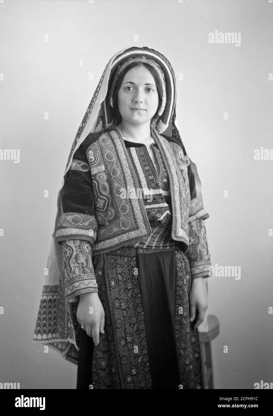 Historical woman traditional dress ramala hi-res stock photography and ...