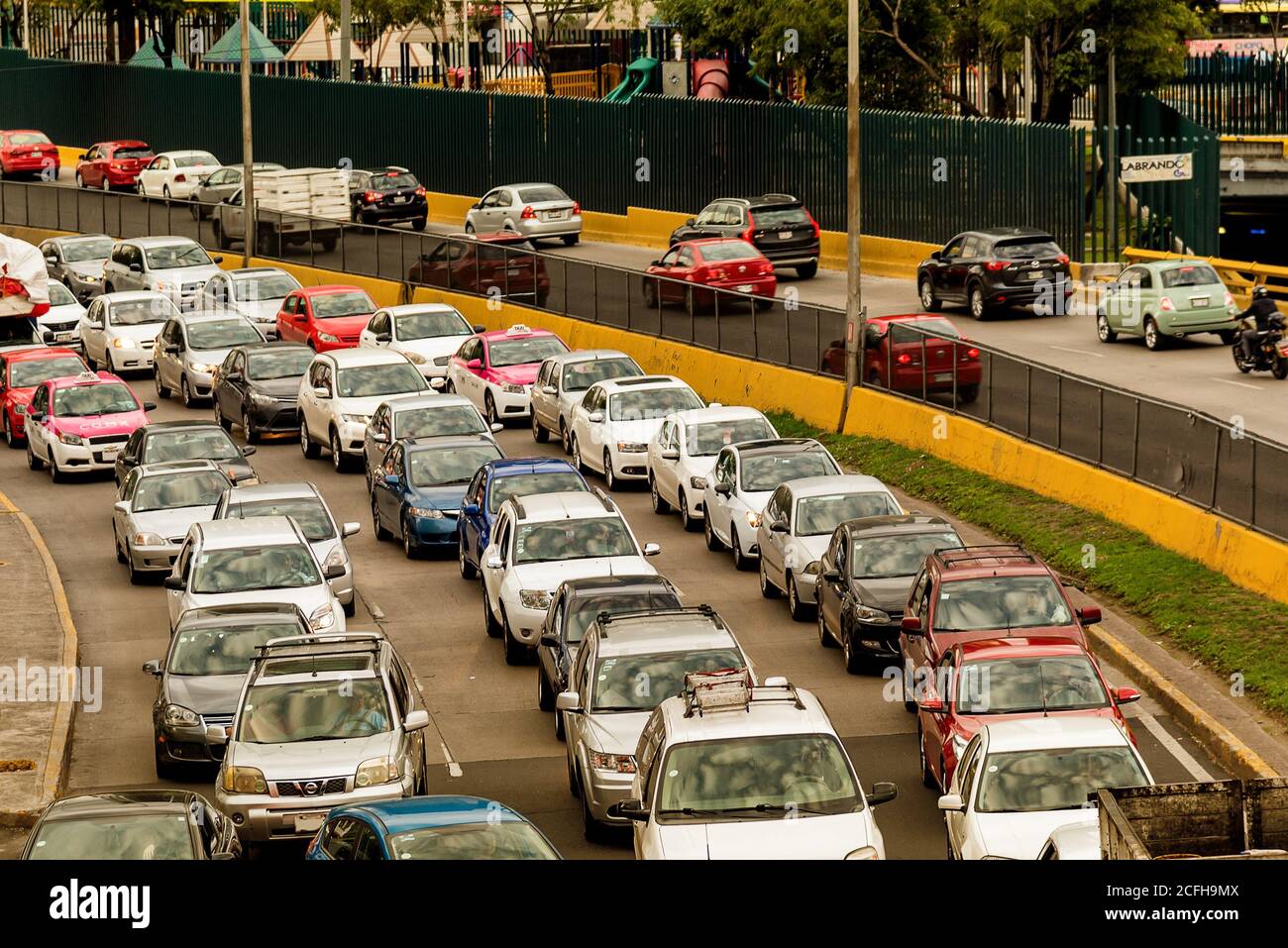 Manila traffic jam hi-res stock photography and images - Alamy