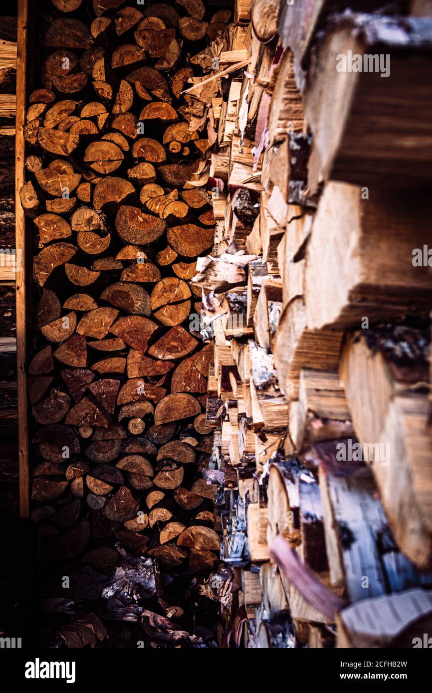 Split timber hi-res stock photography and images - Alamy