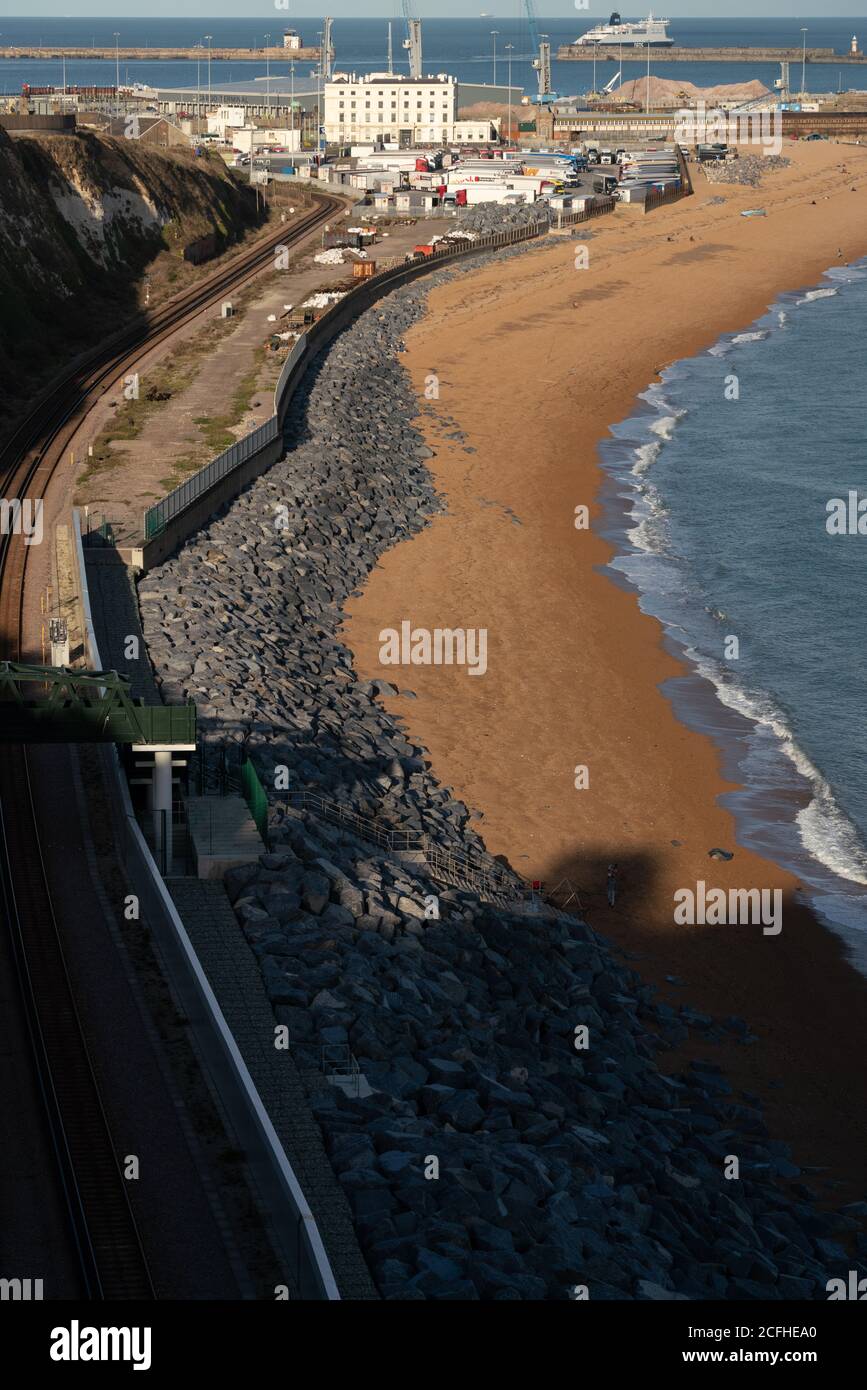 Shakespeare Beach, Port of Dover Stock Photo - Alamy