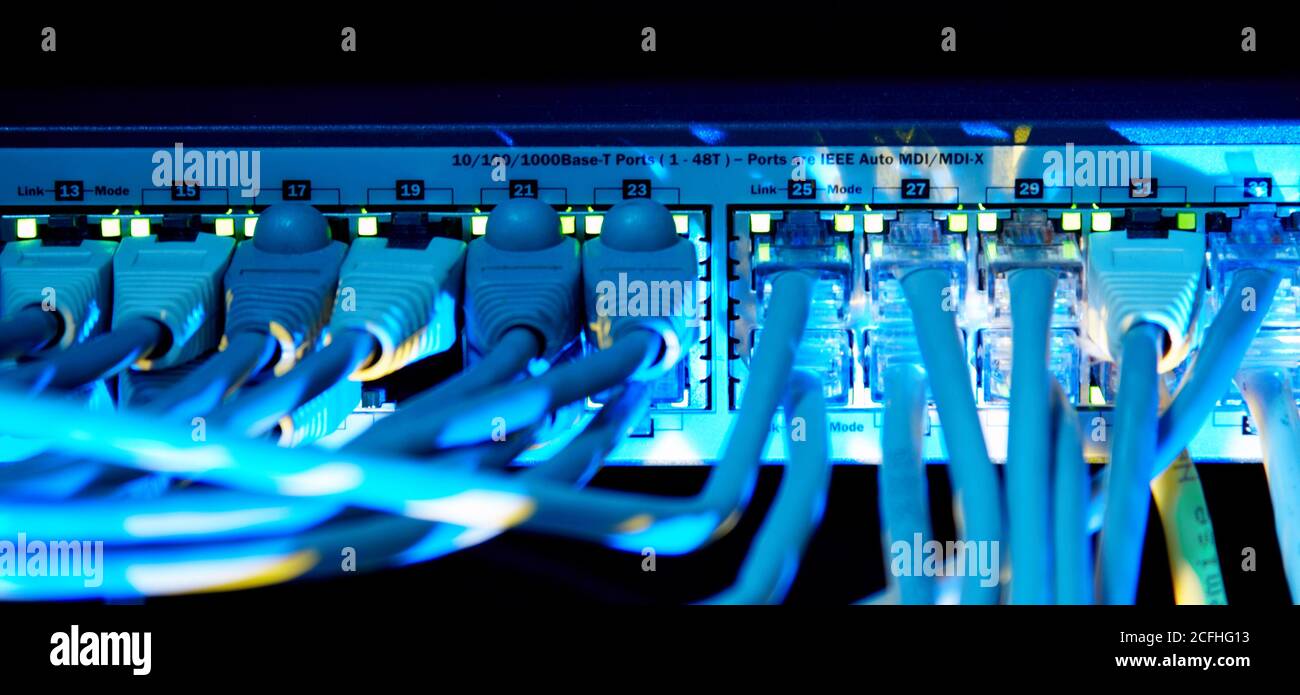Supercomputer cables lamps hi-res stock photography and images - Alamy