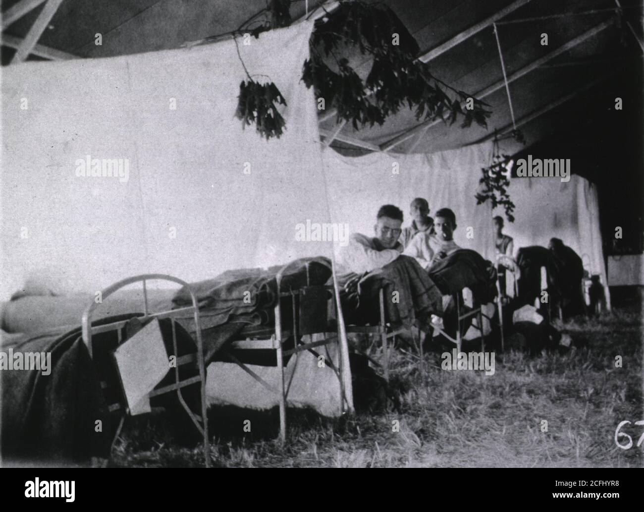 1940s hospital ward hi-res stock photography and images - Alamy