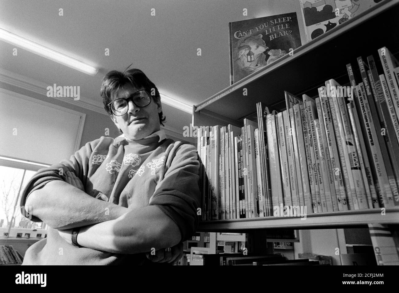 Brough Girling, Childrens Book Foundation, East Hill SW18 London. 03 ...