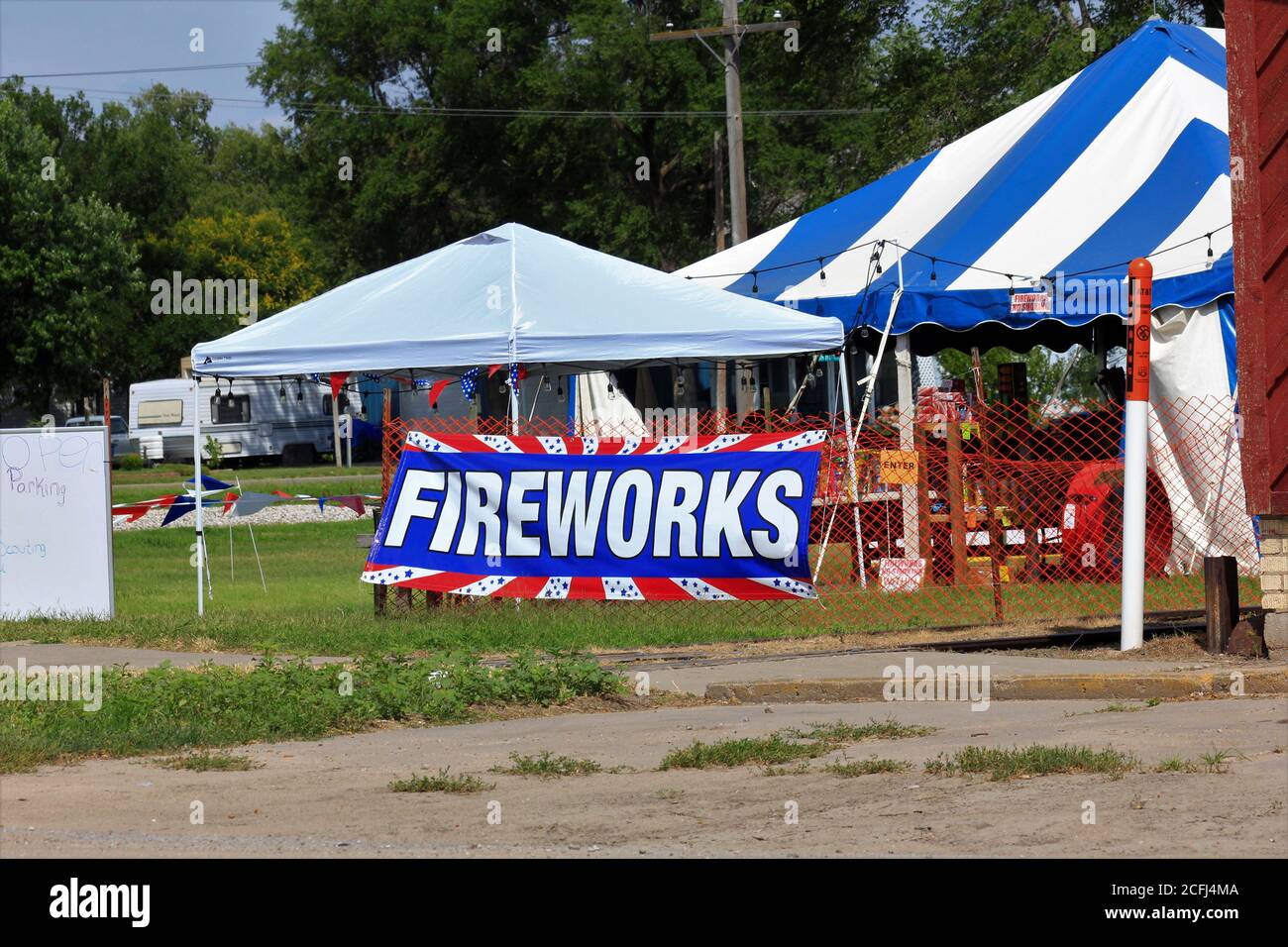 Blue green poles hi-res stock photography and images - Alamy