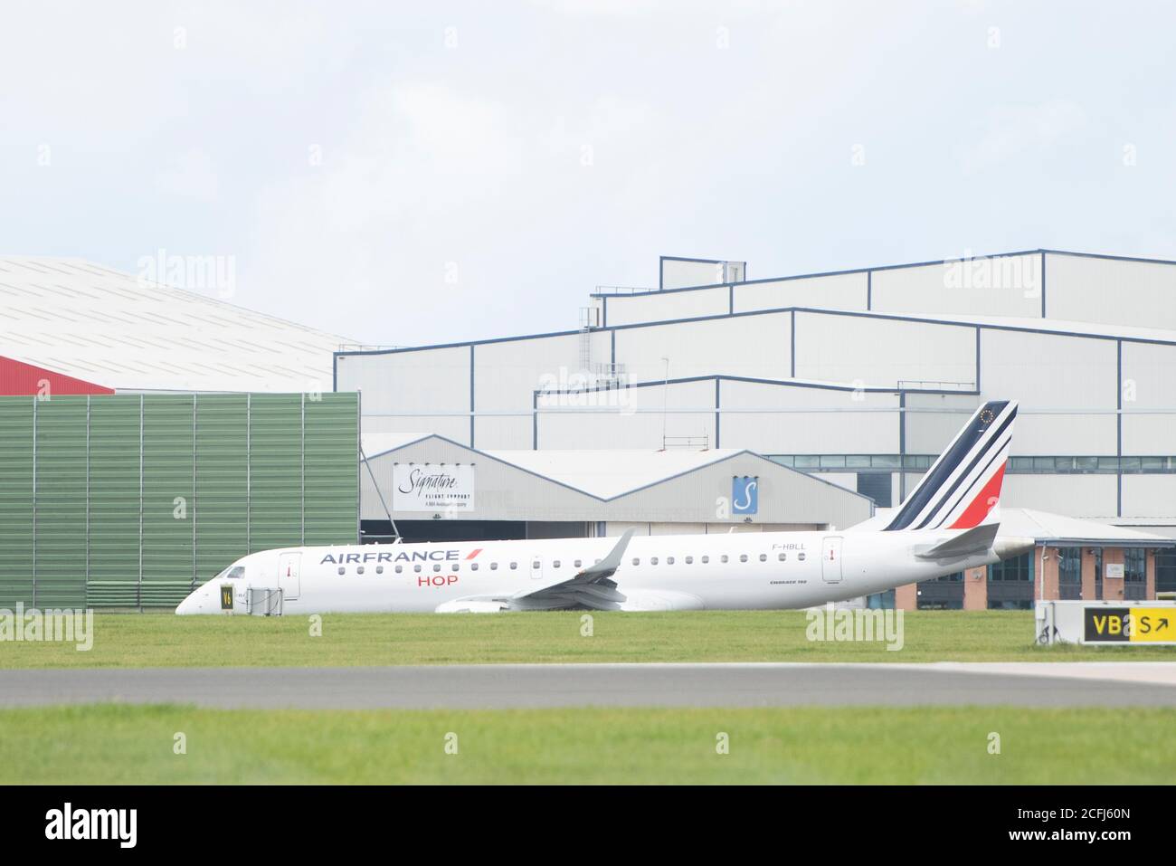 Air france manchester airport hi-res stock photography and images - Alamy