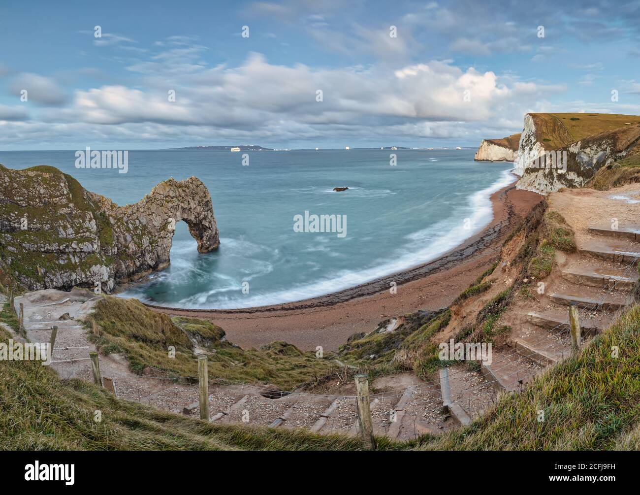 Durdle door steps hi-res stock photography and images - Alamy