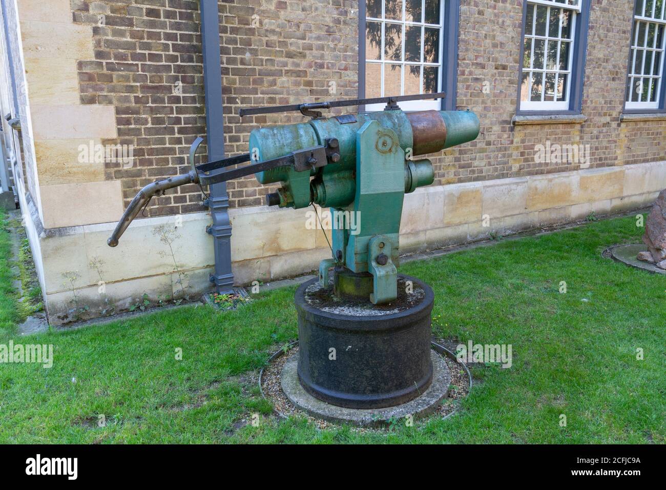 Harpoon whale hi-res stock photography and images - Alamy