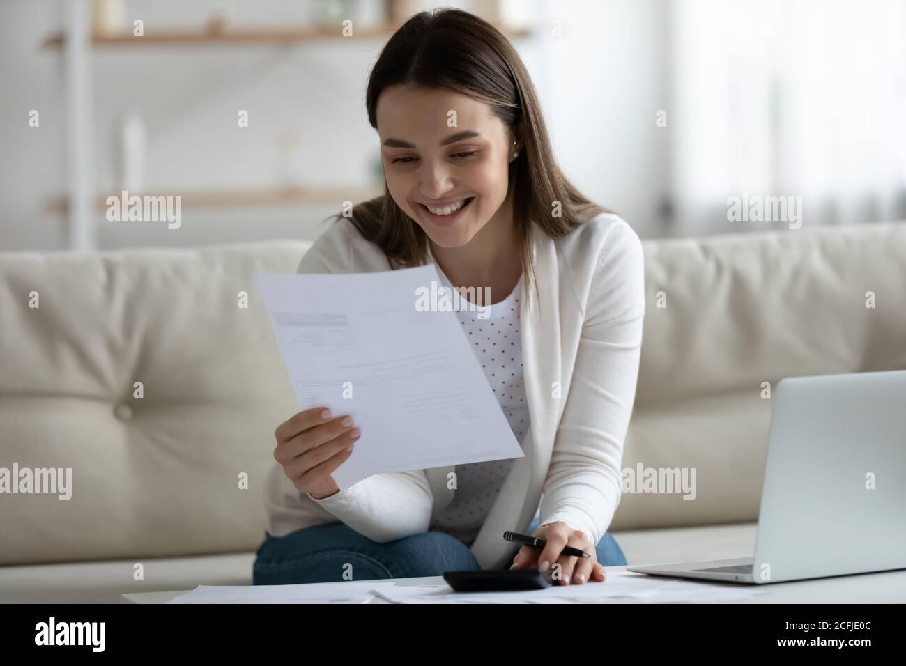 Check notification hi-res stock photography and images - Alamy