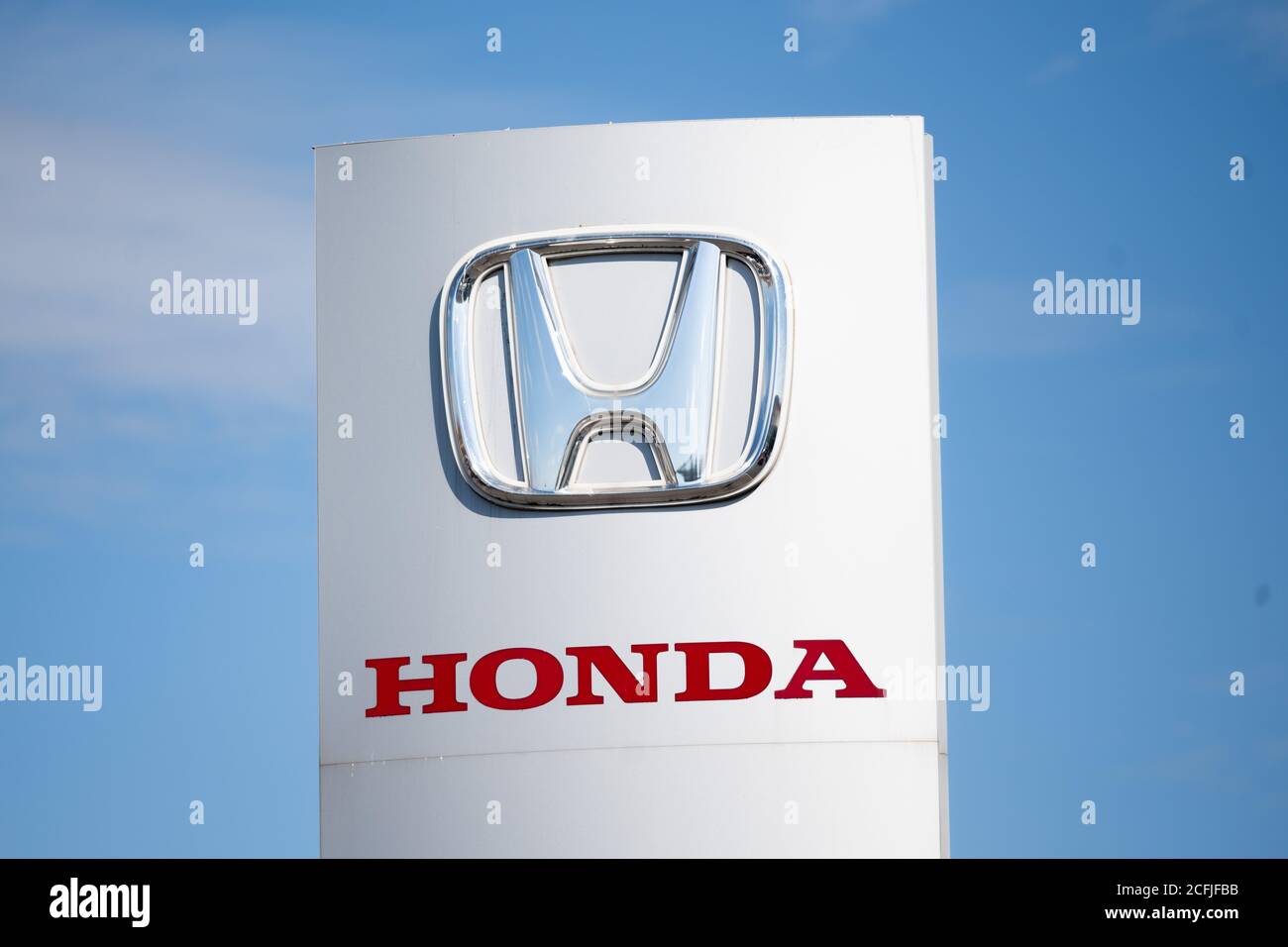 A Honda car garage sign Stock Photo - Alamy