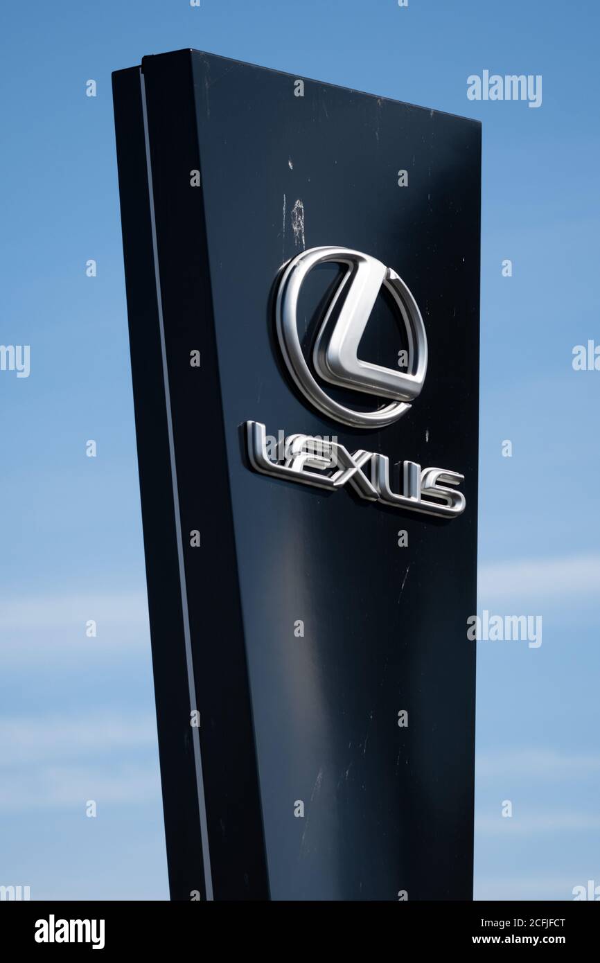 A Lexus car garage sign Stock Photo - Alamy