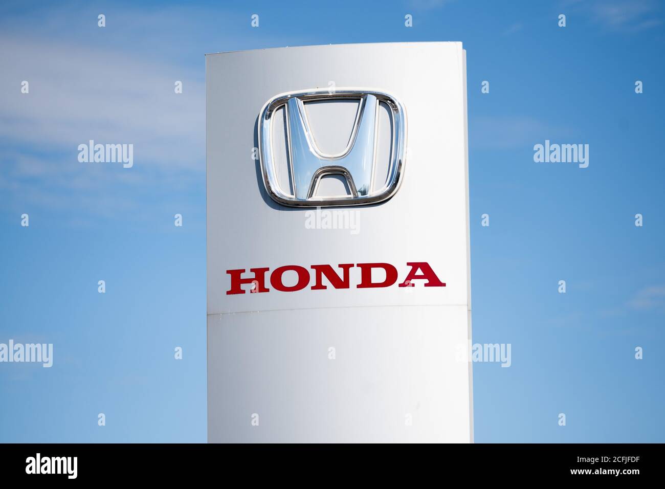 A Honda car garage sign Stock Photo - Alamy