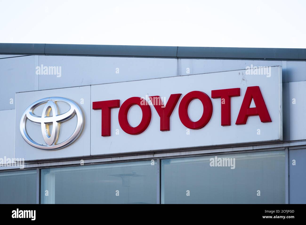 A Toyota car garage sign Stock Photo - Alamy
