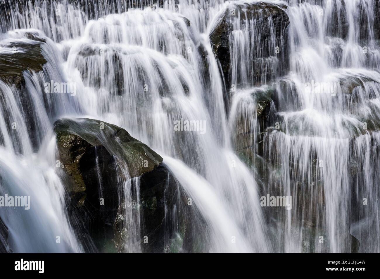 Close up waterfall hi-res stock photography and images - Alamy
