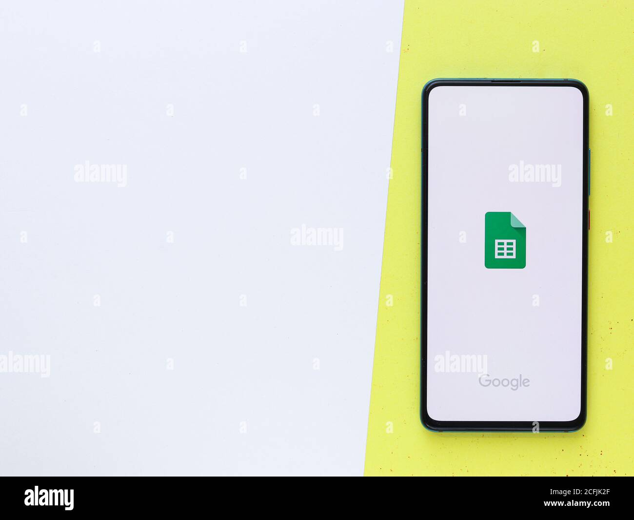 Google sheet logo hi-res stock photography and images - Alamy