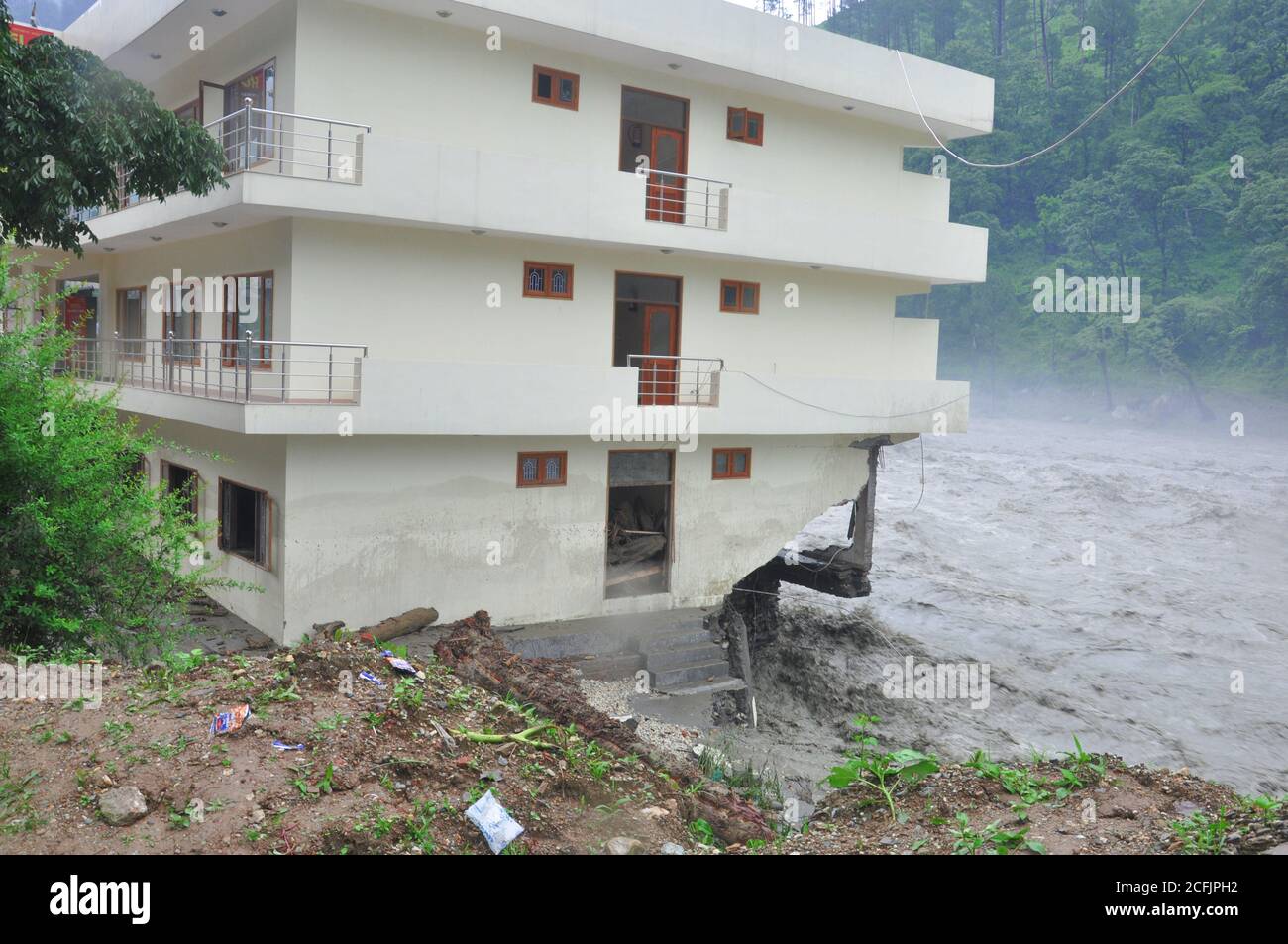 India Disaster. Heavy rainfall causes flood.Cause harm to many lives ...