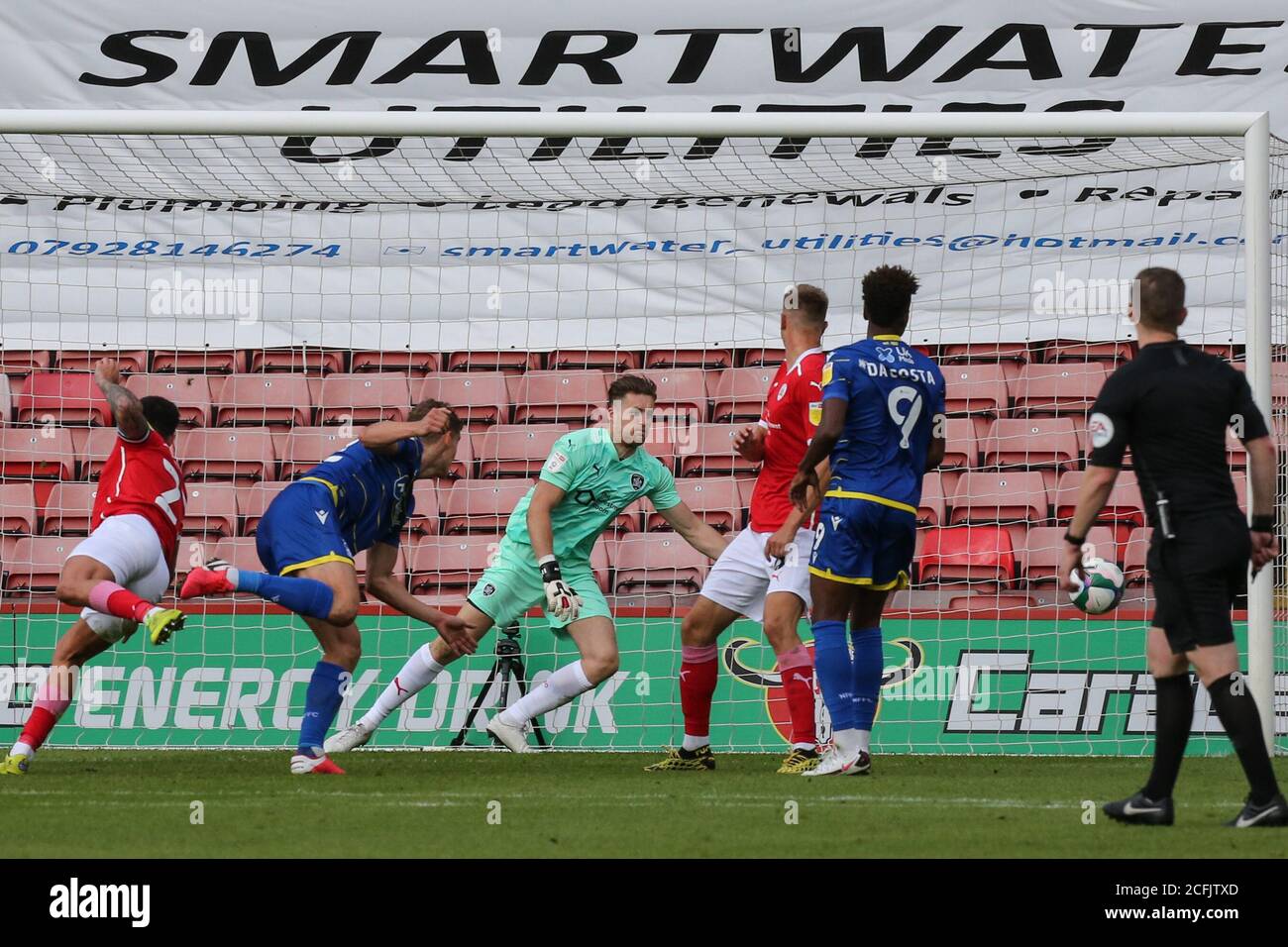 Luke freeman nottingham forest hi-res stock photography and images - Alamy