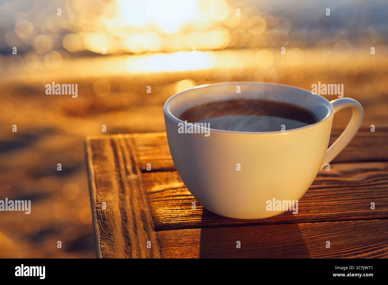 Coffee table sun hi-res stock photography and images - Alamy