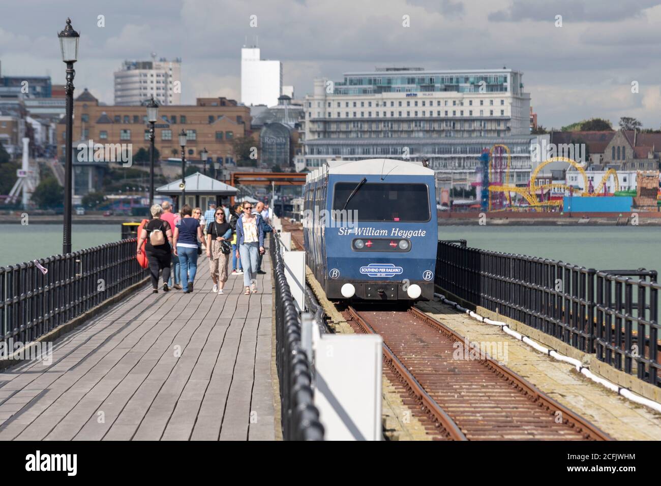Southend on Sea, Essex, UK. 6th Sep, 2020. The warm and sunny weather ...