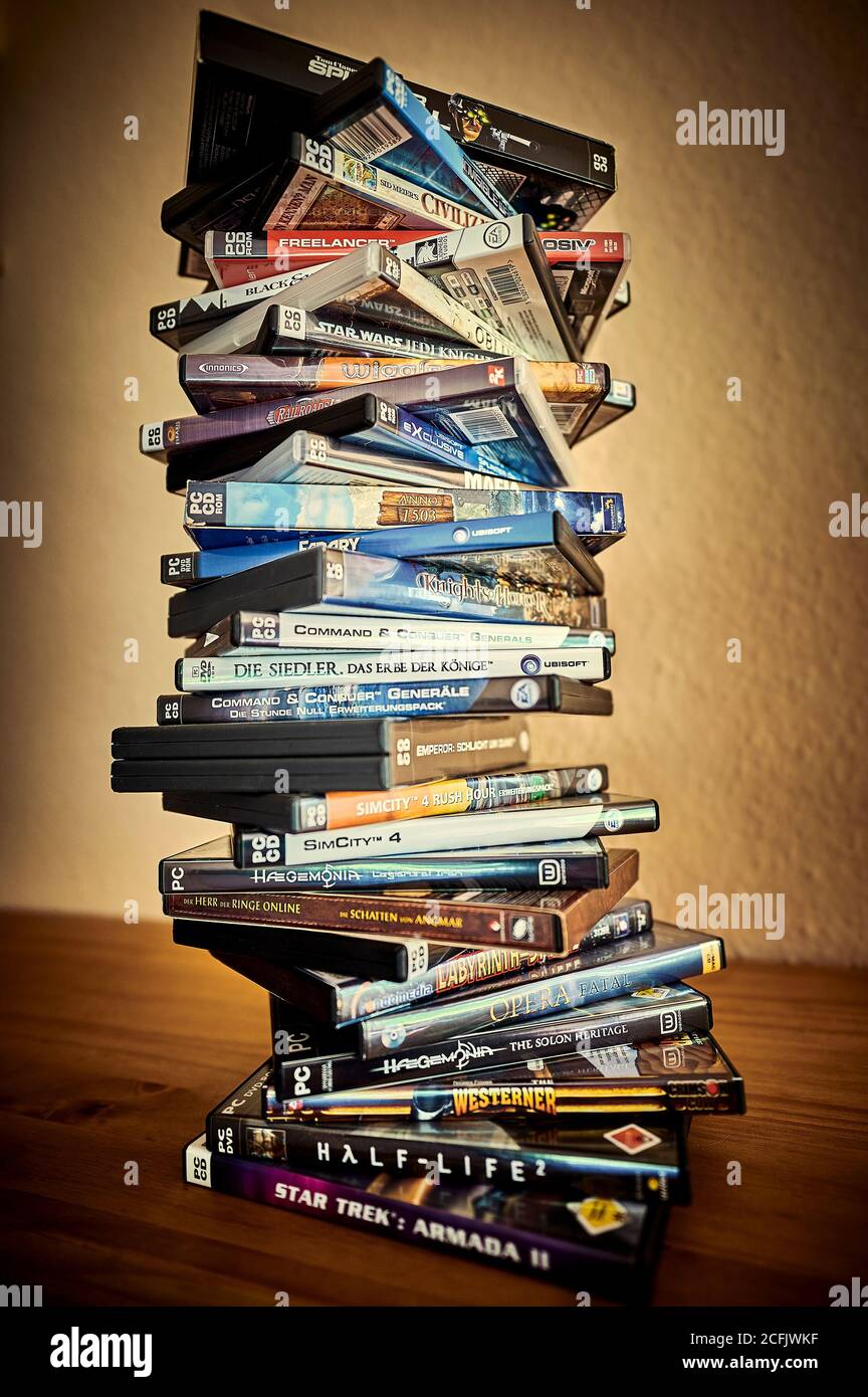 Dvd cover games hi-res stock photography and images - Alamy