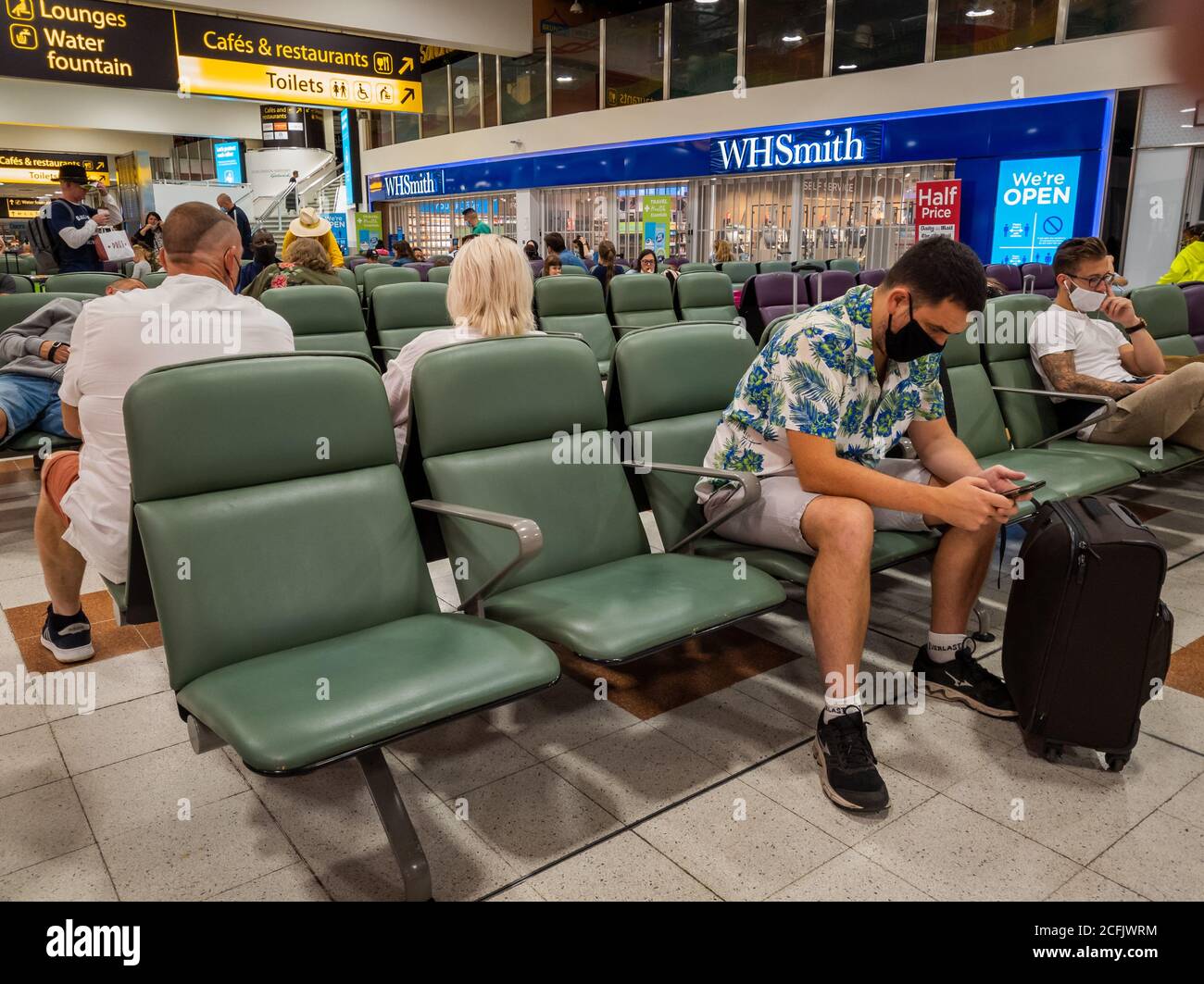 Gatwick north terminal gate hi-res stock photography and images - Alamy