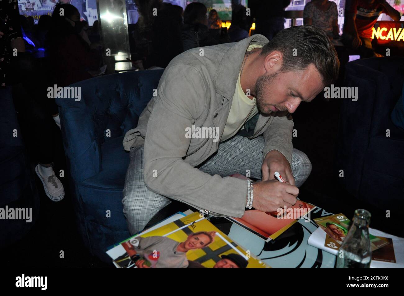 Philipp Kalisch Beim Wiedersehen Ehemaliger Big Brother Bewohner High ...