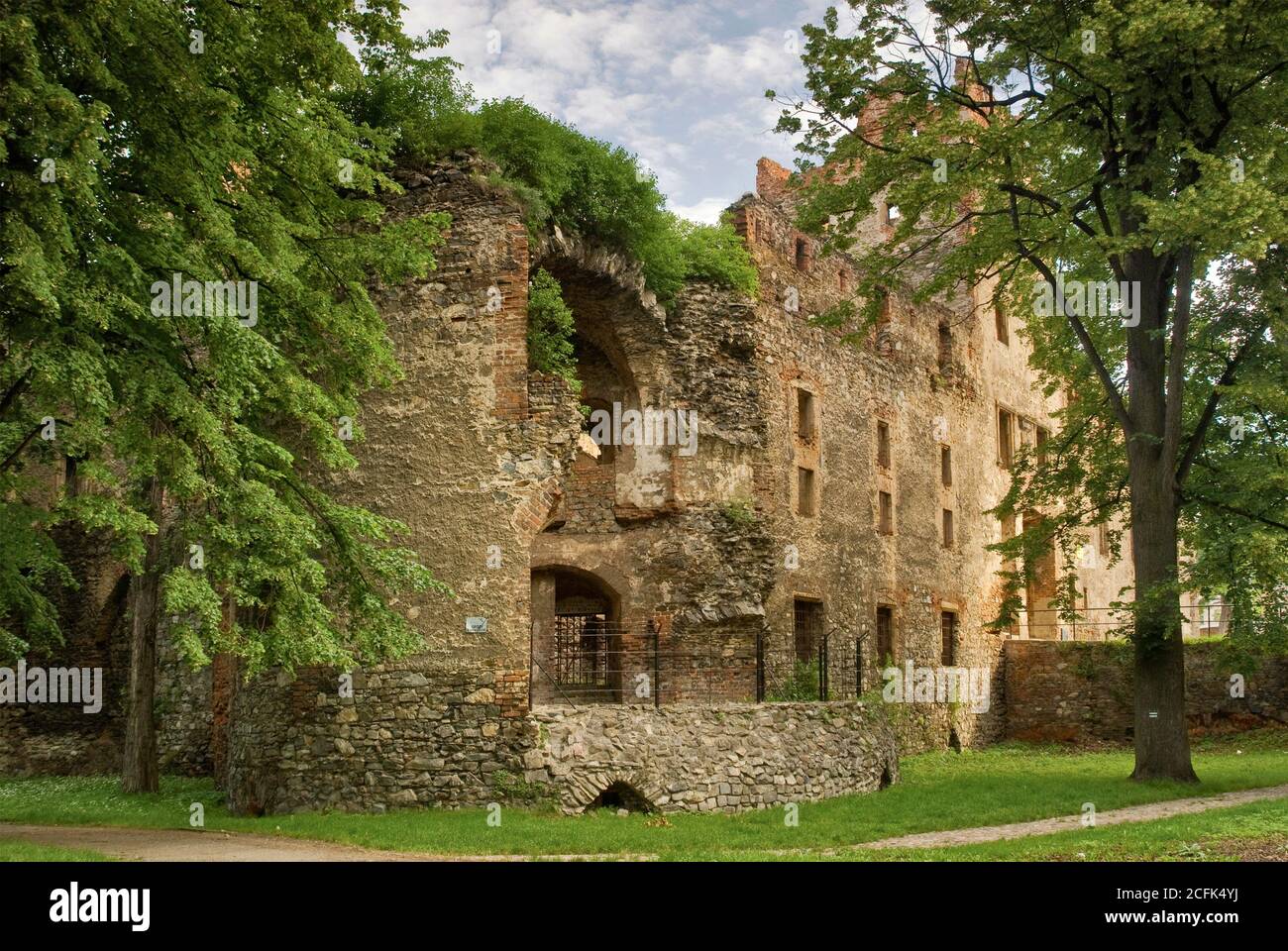 Frankenstein castle hi-res stock photography and images - Alamy