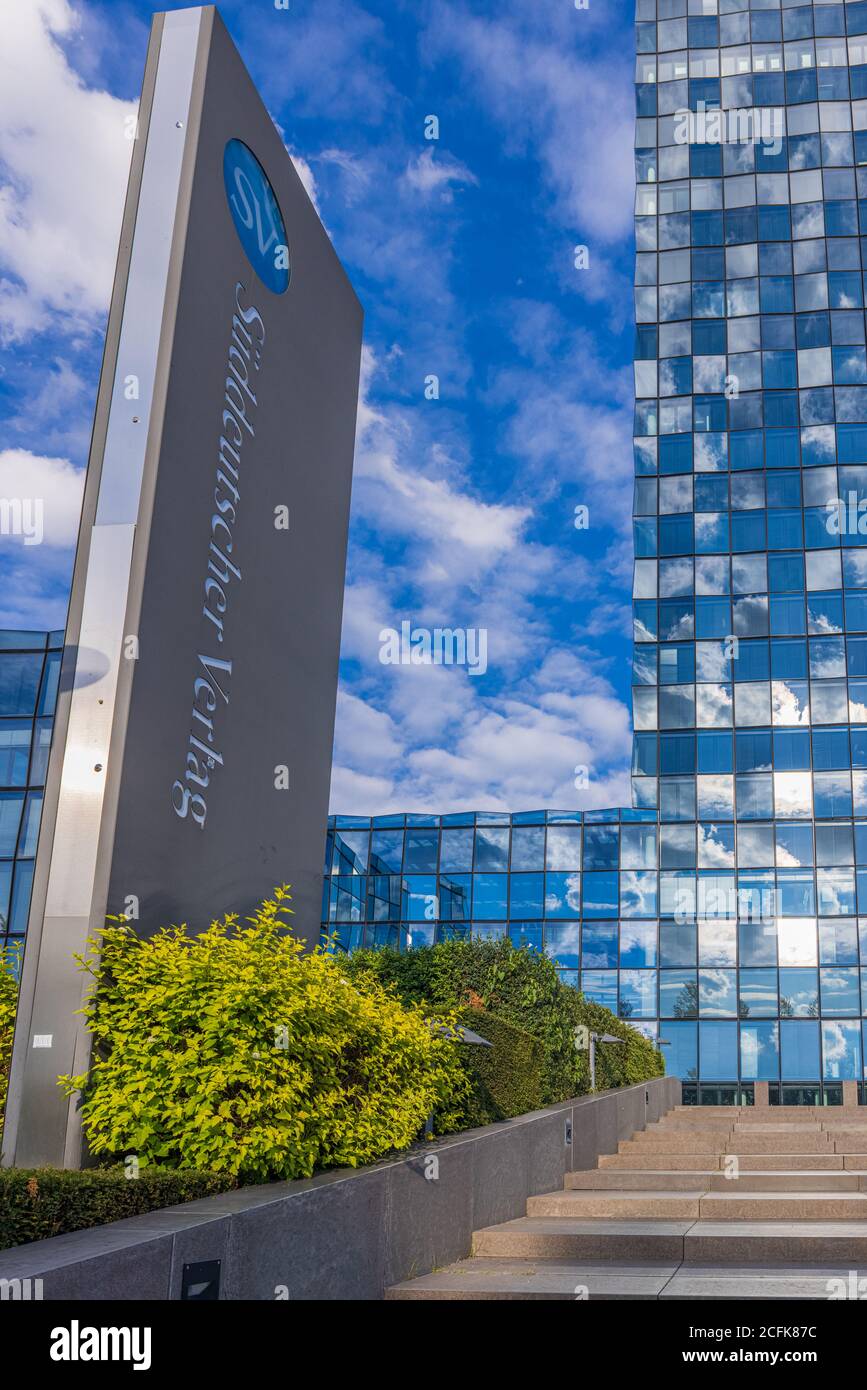 News story hi-res stock photography and images - Alamy