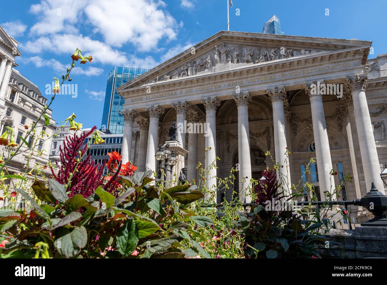 Royal insurance building hi-res stock photography and images - Alamy