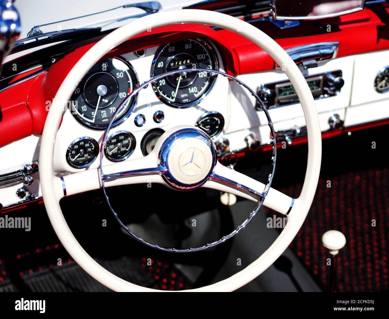 Interior of a classic Mercedes Benz 190 SL Stock Photo - Alamy