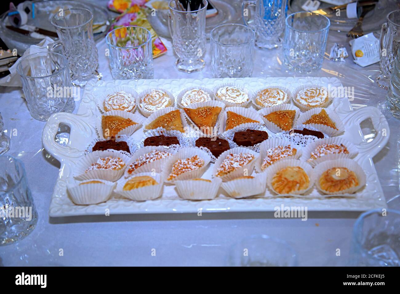 Muslim sweets hi-res stock photography and images - Alamy