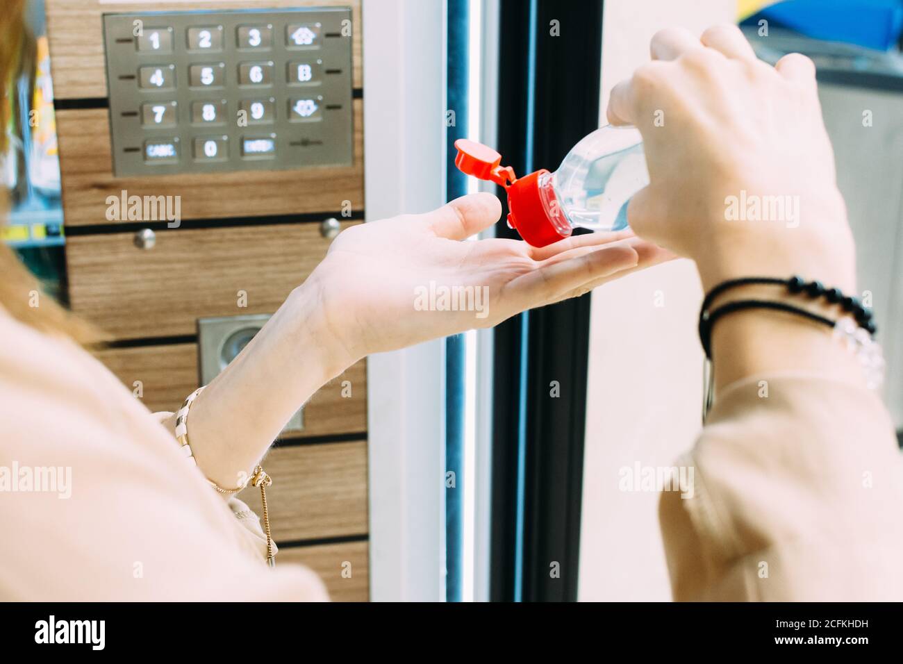 Healthy vending machine hi-res stock photography and images - Alamy