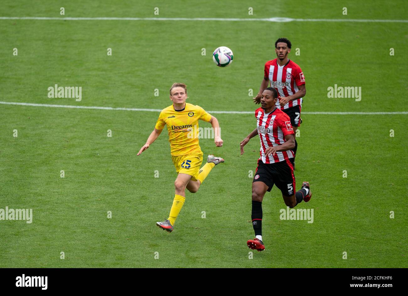 Brentford, UK. 06th Sep, 2020. Alex Samuel of Wycombe Wanderers & Ethan ...