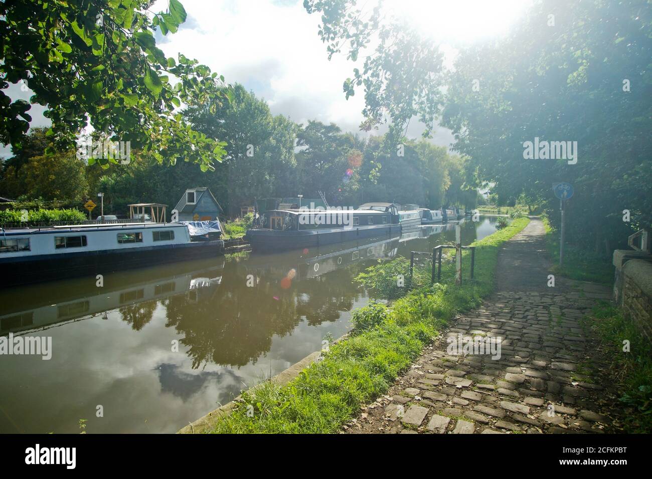 Leeds Liverpool Canal Maghull, Merseyside Stock Photo - Alamy