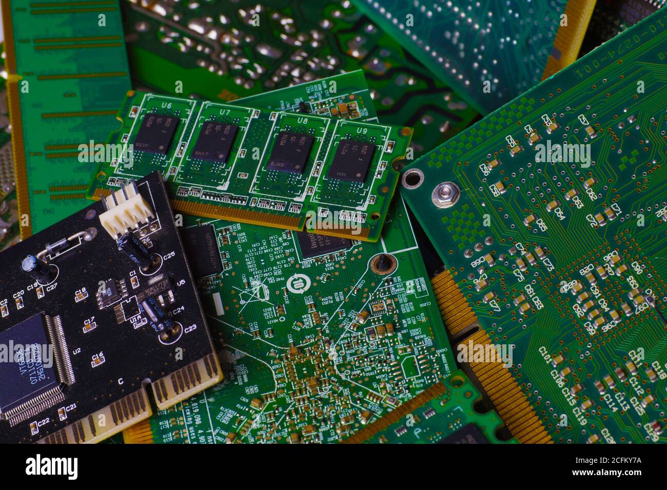 Electronic waste. Worn, outdated computer components Stock Photo - Alamy