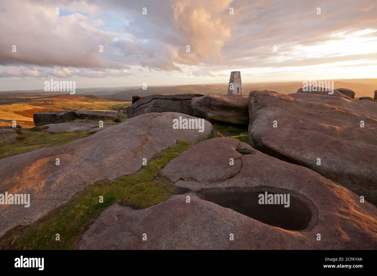 Sunset on Stanage Edge, on the border of Derbyshire & South Yorkshire ...