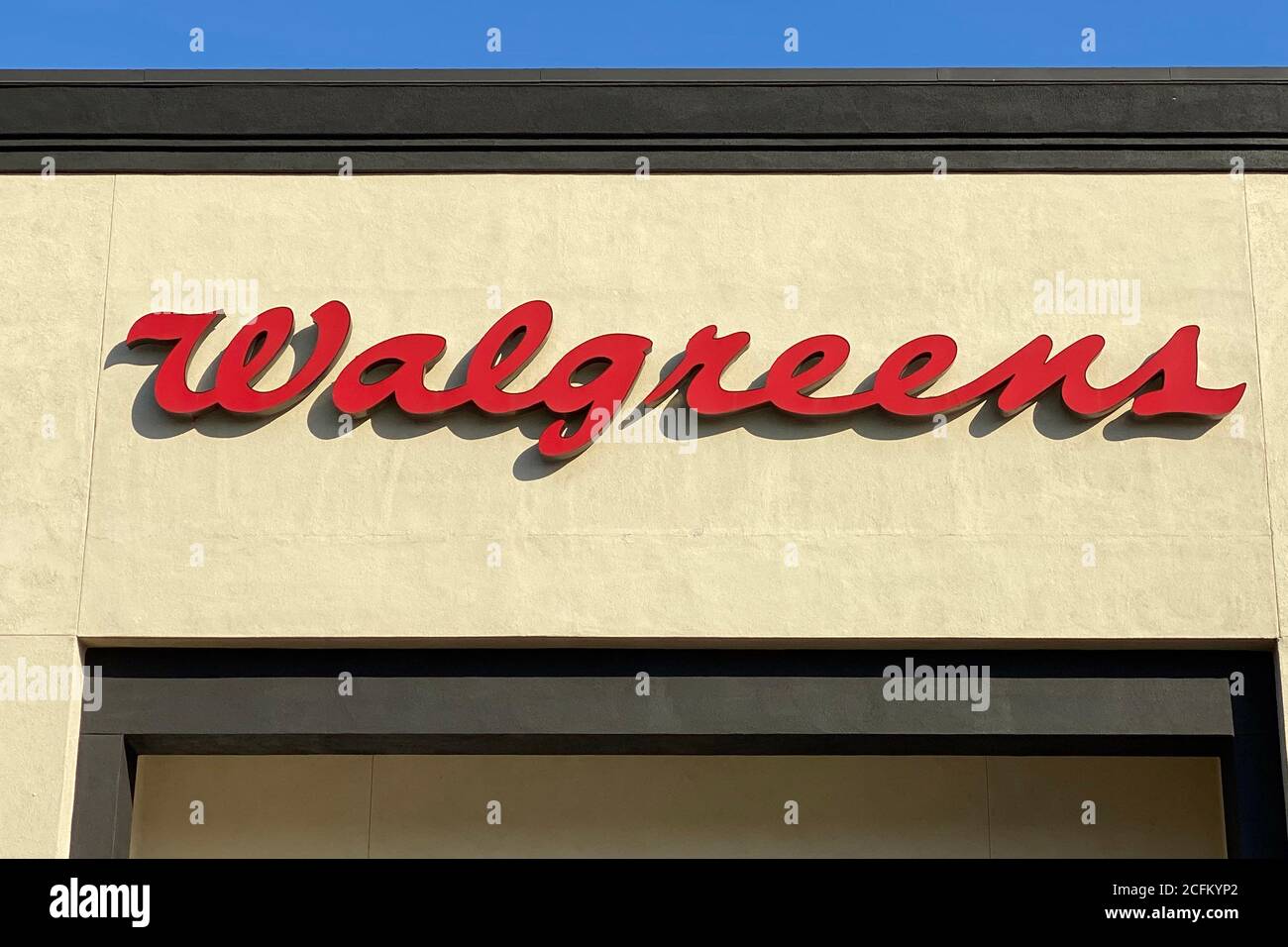 Walgreens store 2020 hi-res stock photography and images - Alamy