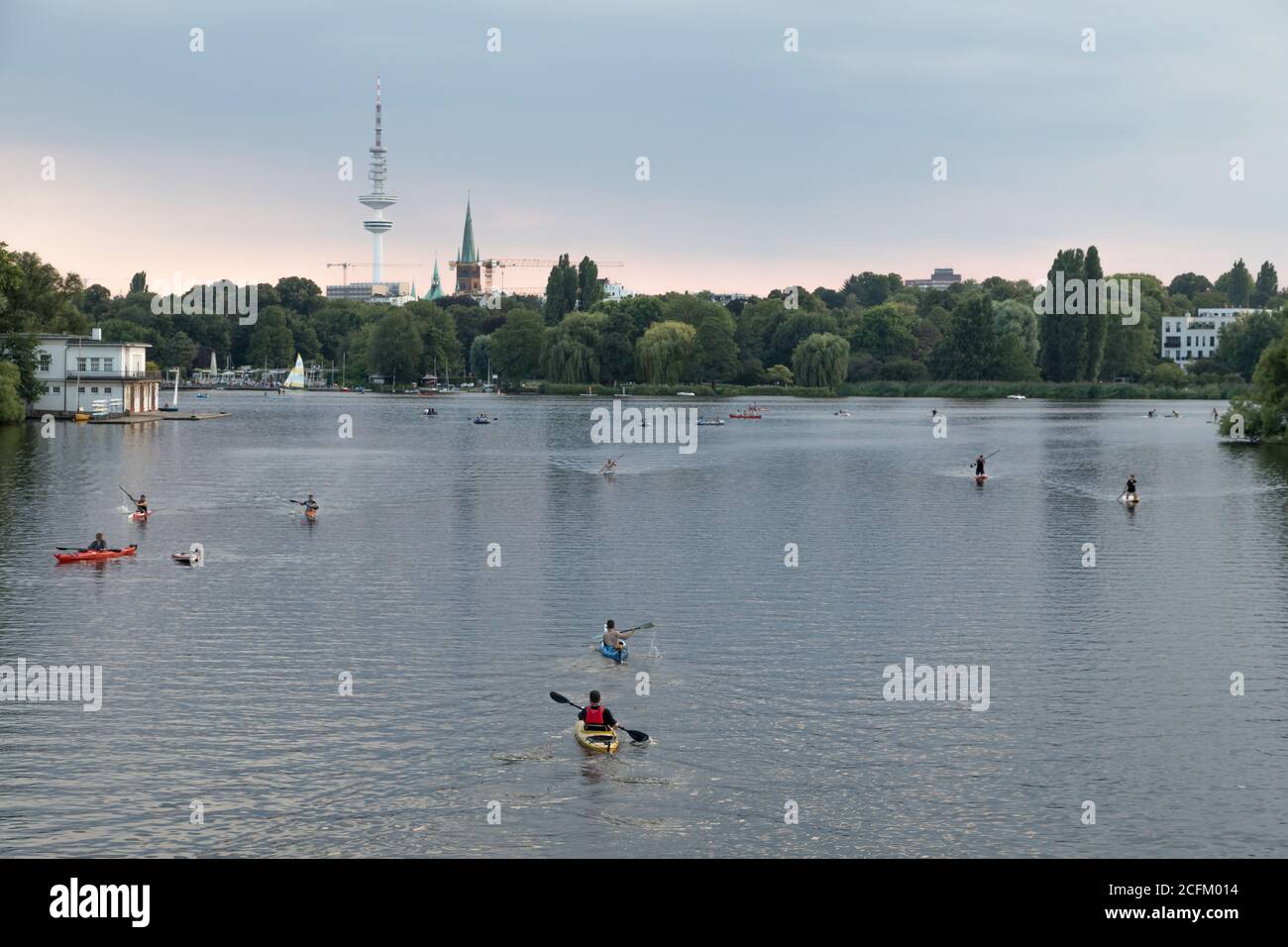 water sports enthusiasts on Alster lake Stock Photo - Alamy