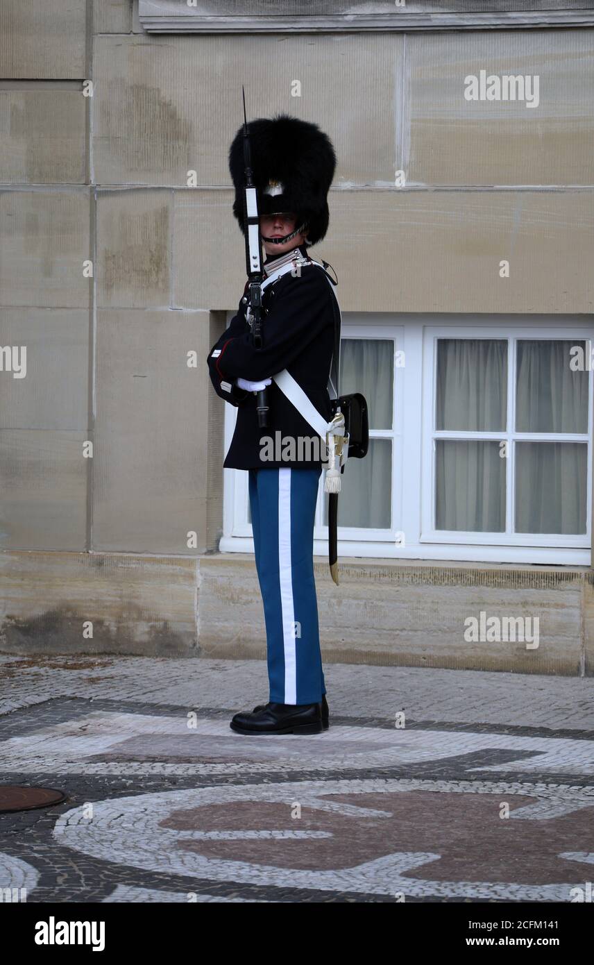 Danish royal guard hi-res stock photography and images - Alamy