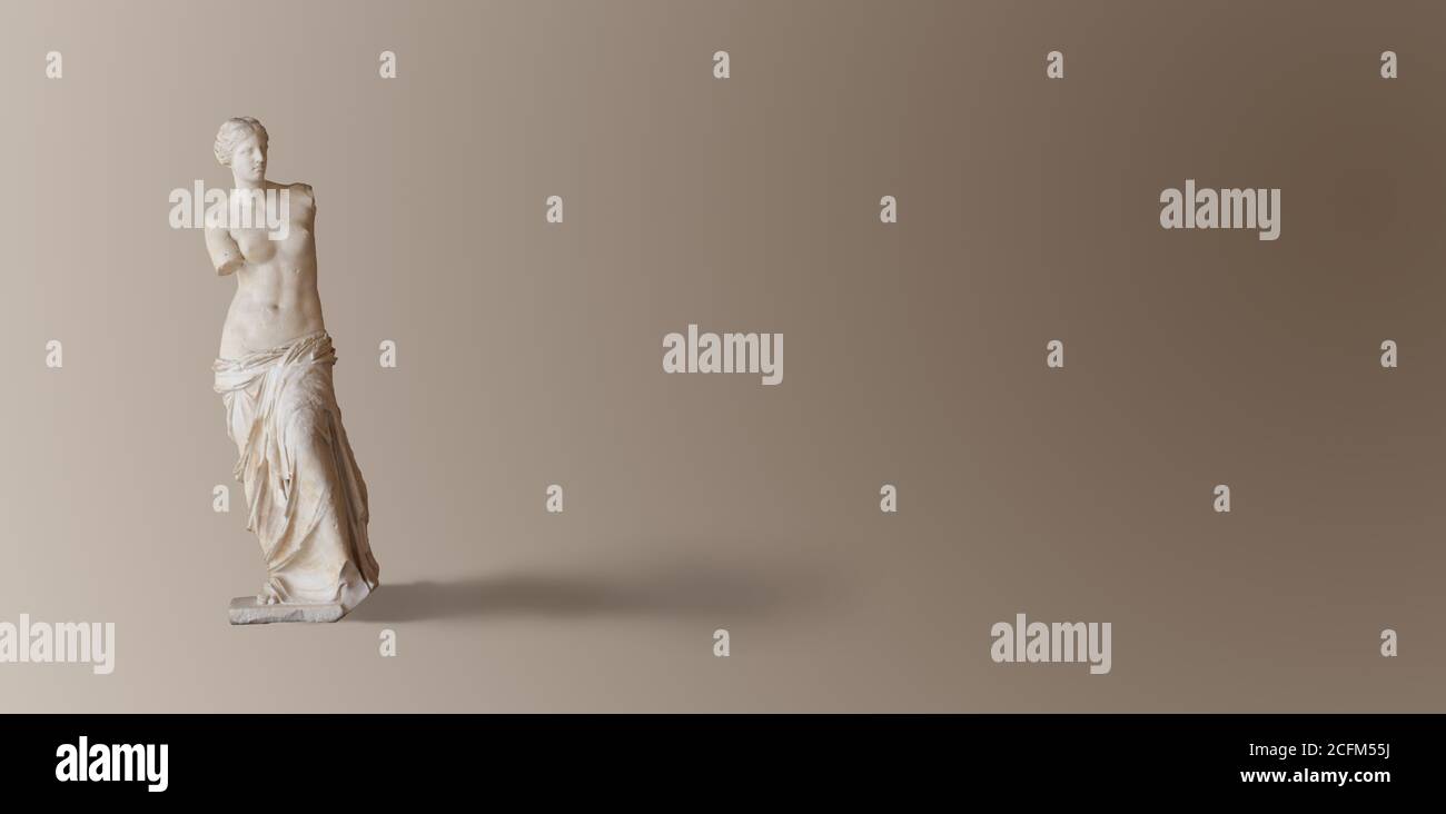 the venus de milo statue - Louvre - Paris Stock Photo - Alamy