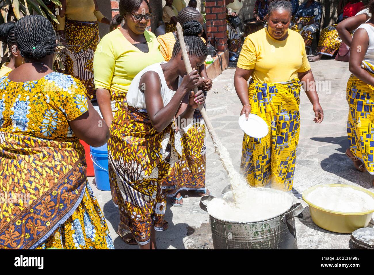 Lusaka, Zambia. 5th Sep, 2020. Family members of the bride prepare food ...