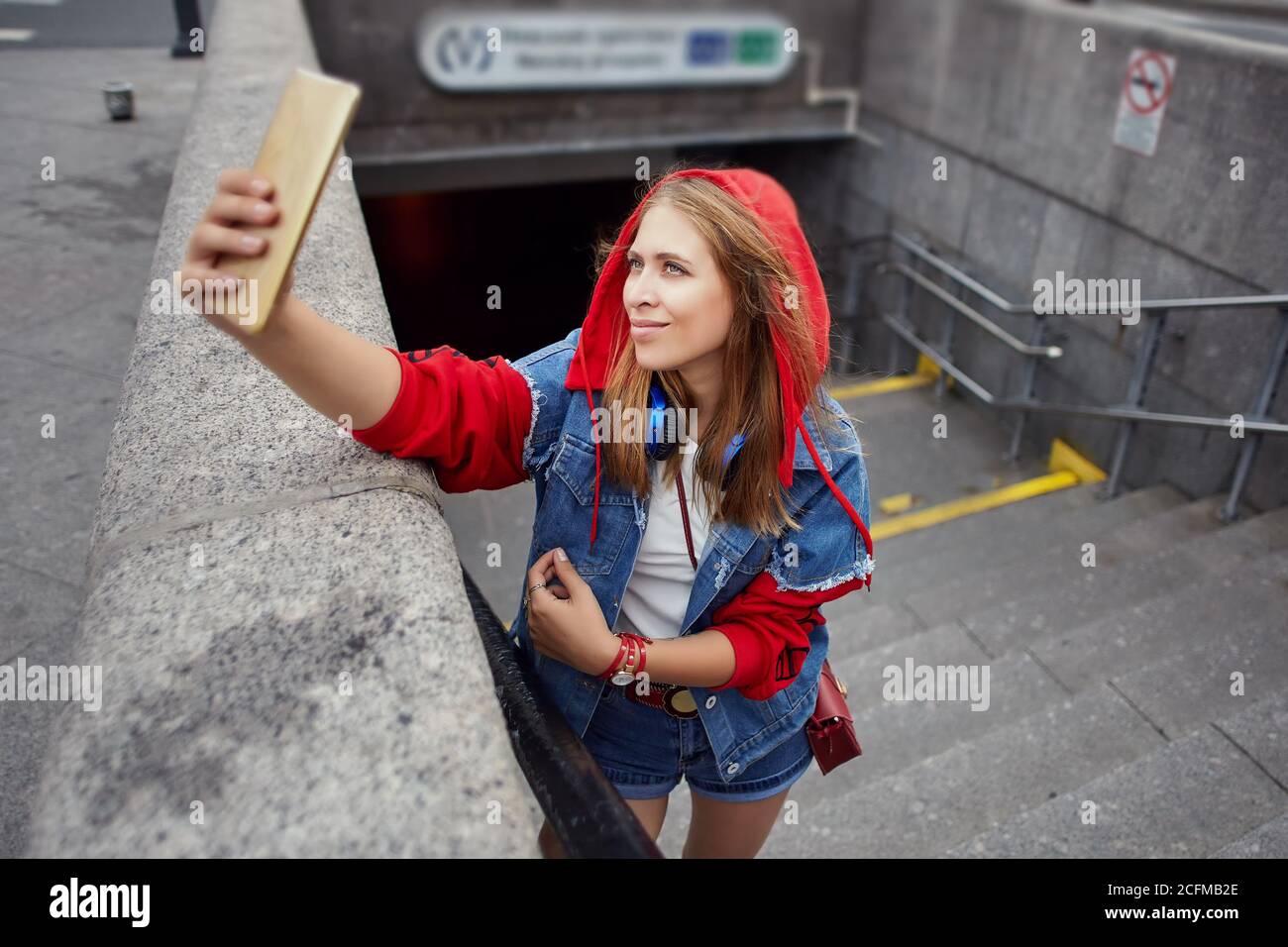 Real life photos hi-res stock photography and images - Alamy