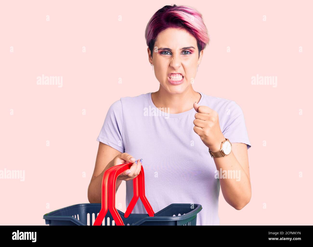 Shout at supermarket hi-res stock photography and images - Alamy