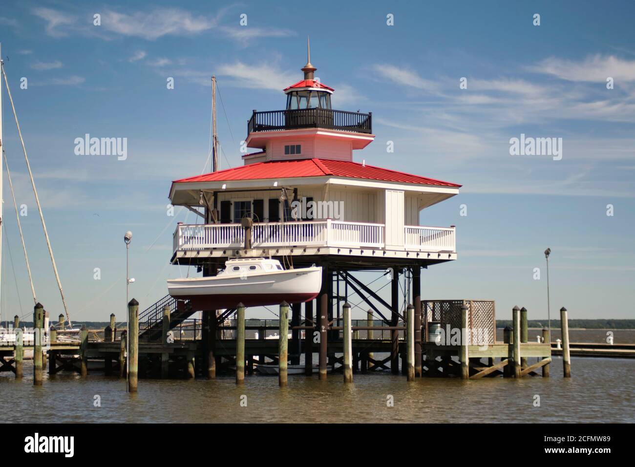 Hexagonal lighthouse hi-res stock photography and images - Alamy