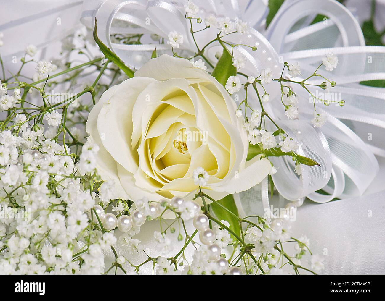Satin rose bouquet hi-res stock photography and images - Alamy