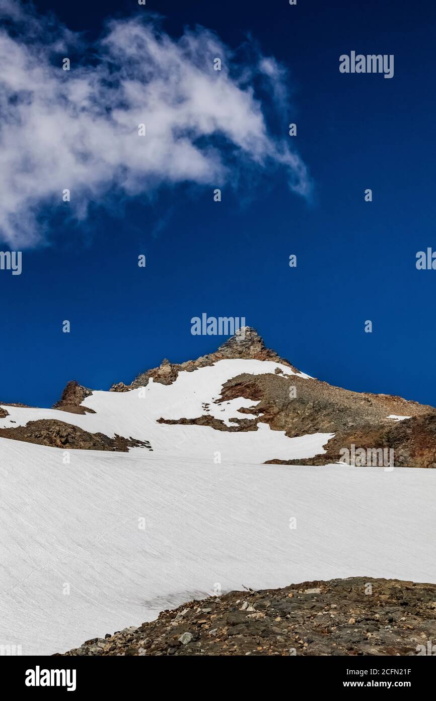 Sahale Mountain on Sahale Arm, North Cascades National Park, Washington ...